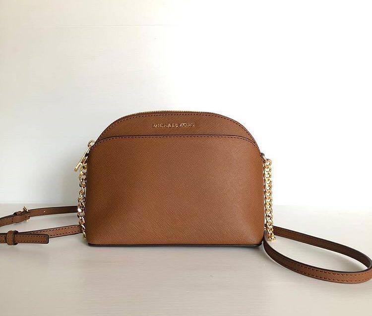Michael Kors MD Dome Crossbody, Women's Fashion, Bags & Wallets, Cross-body Bags on Carousell
