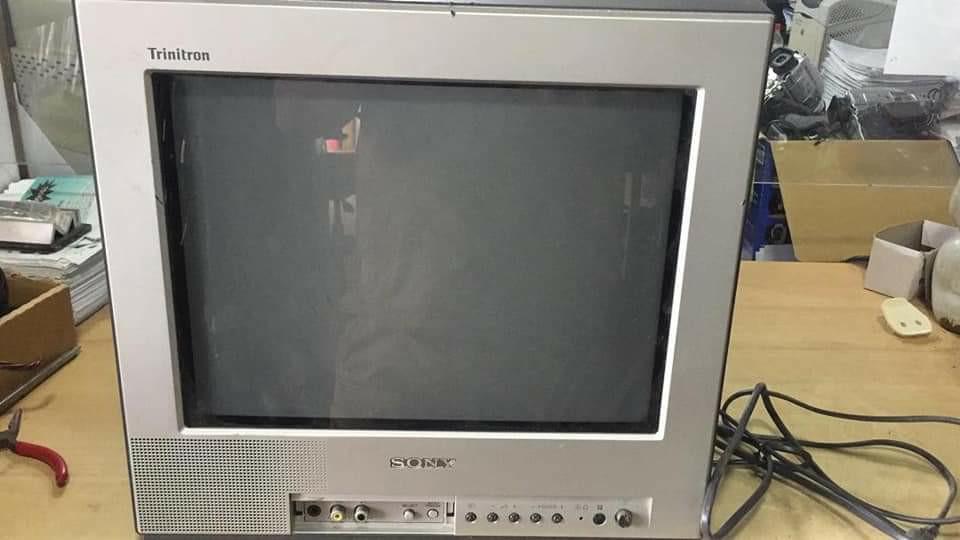 Sony TV Trinitron Color TV 14inch @$40 Each, TV & Home Appliances, TV ...