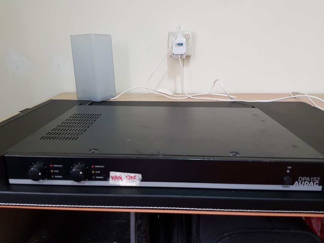 Used amplifier -$200, Audio, Other Audio Equipment on Carousell