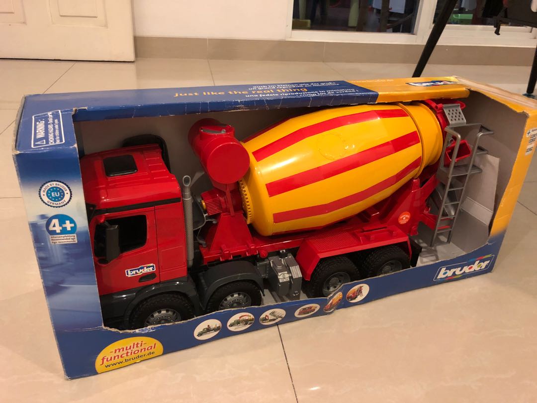 Bruder Cement Mixer - Red, Toys & Collectibles, Mainan di Carousell
