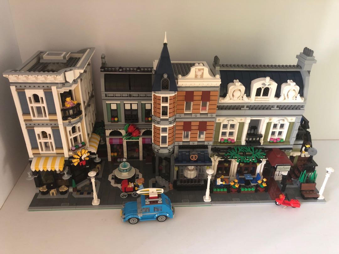 Lego Assembly Square + Lego Parisian Restaurant (Display set), Hobbies ...