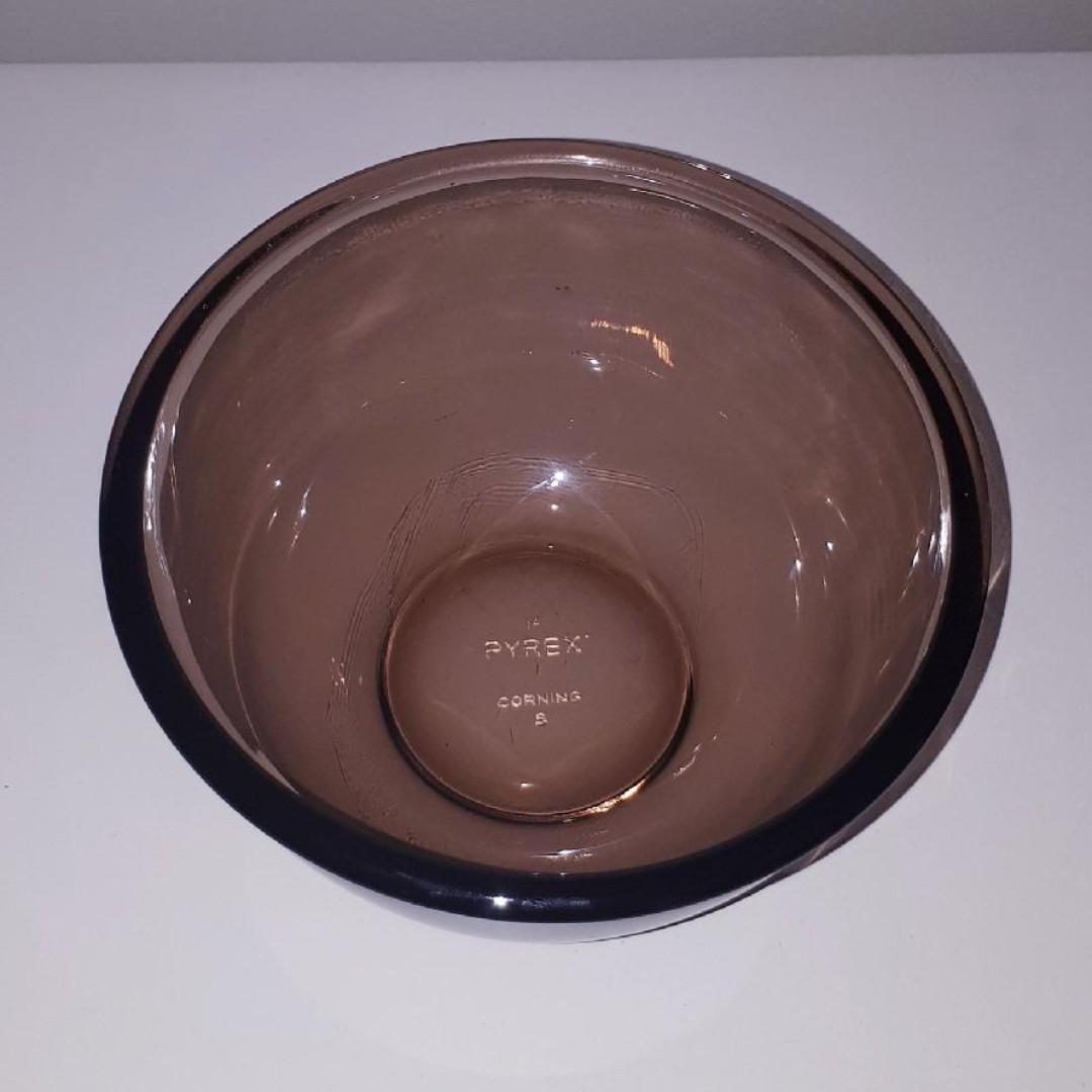 Pyrex Mangkok Kecil, Kitchen & Appliances di Carousell