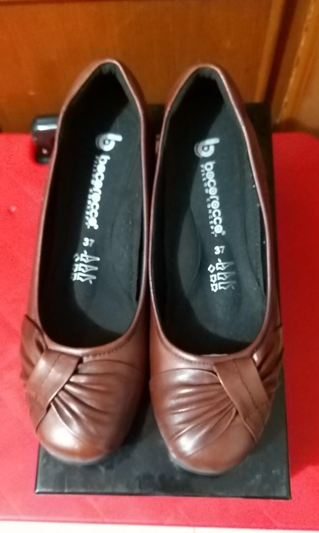 Sepatu BOCOROCCO original leather, Fesyen Wanita, Sepatu di Carousell