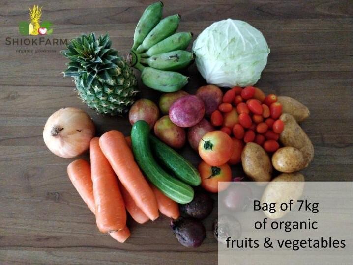 ShiokFarm: organic fruits and vegetables bag of 7kg, Food & Drinks ...