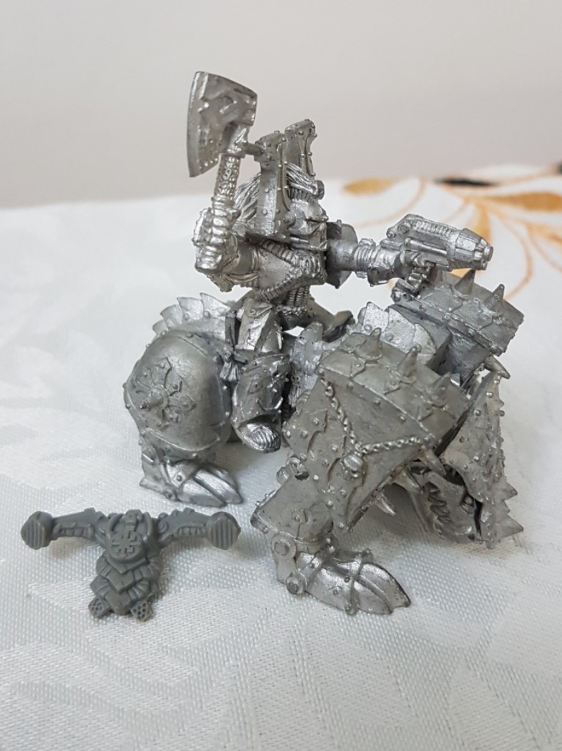 Warhammer 40K Chaos Khorne Champion on Juggernaut Metal OOP, Hobbies ...