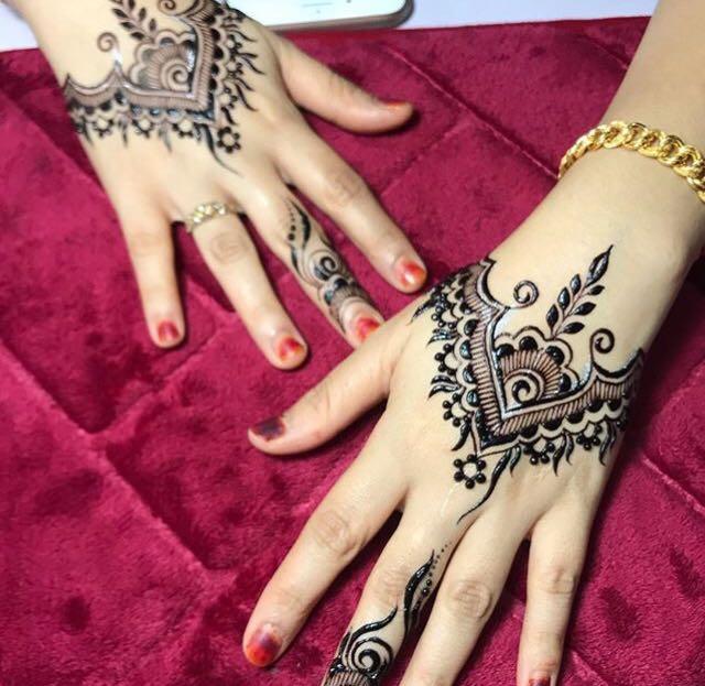Henna Design/ henna service/ lukis inai, Services, Others on Carousell