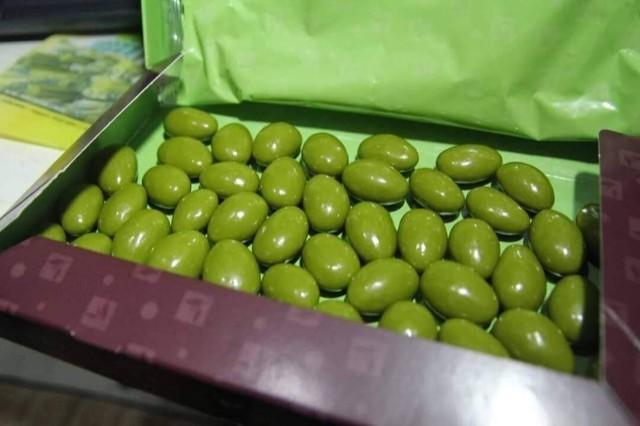 Royce Almond Matcha, Food & Drinks, Packaged & Instant Food on Carousell