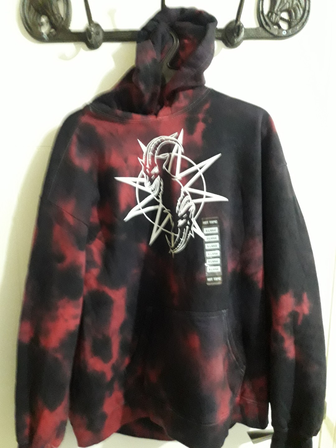 SLIPKNOT Hoodie, Men's Fashion, Coats, Jackets and Outerwear on Carousell
