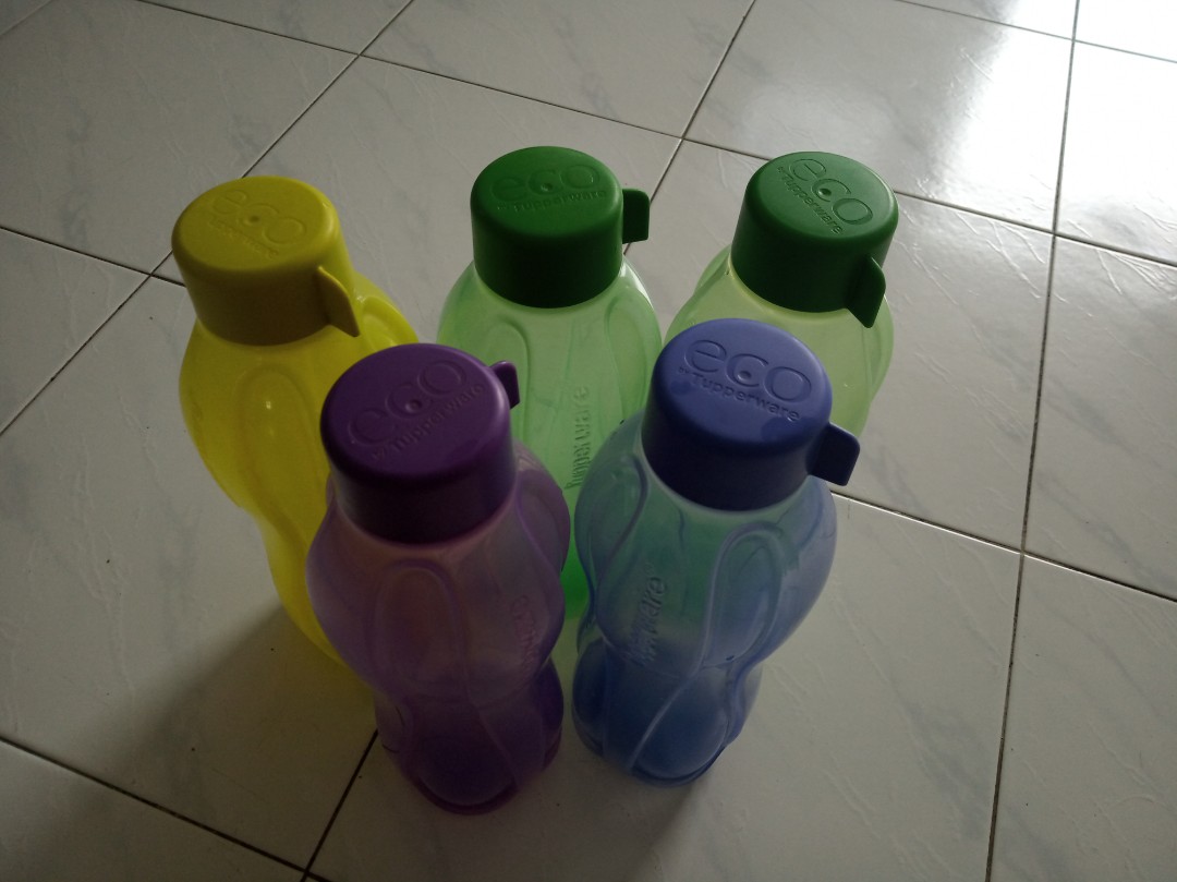 Tupperware bottles 1 liter, Furniture & Home Living, Kitchenware ...
