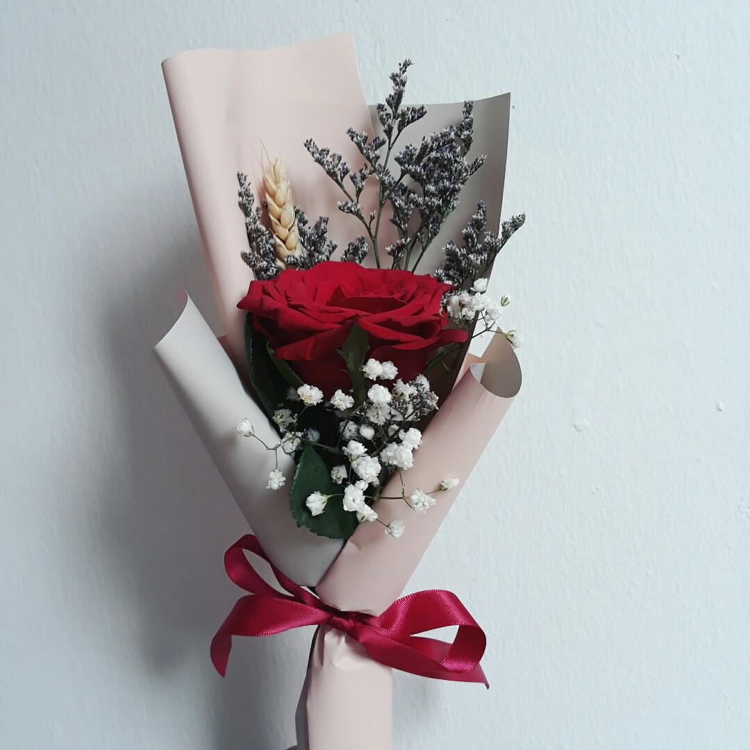 Single Stalk Red Rose Bouquet, Hobbies & Toys, Stationery & Craft ...