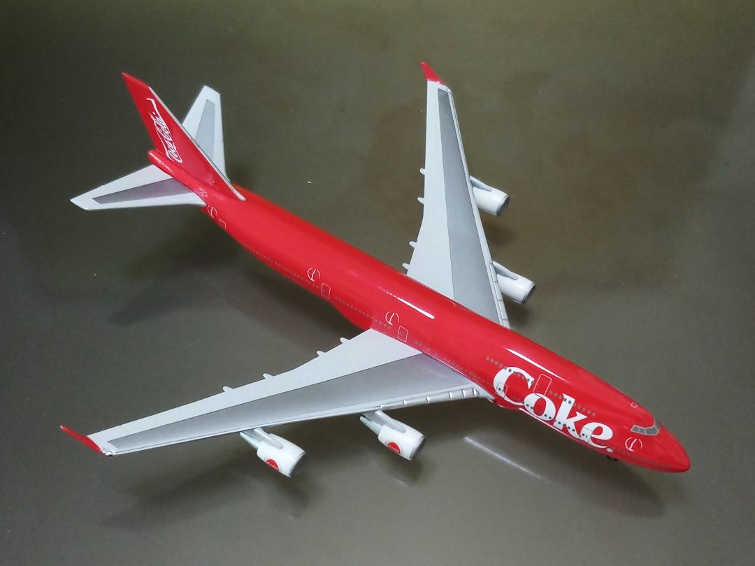 1/500 Coca Cola B 747-400 & A340-600, 興趣及遊戲, 旅行, 旅遊 - 旅行必需品及用品 - Carousell