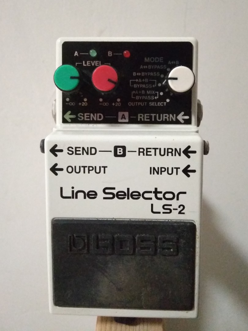 Boss LS-2 line selector, Hobbies & Toys, Music & Media, Music ...