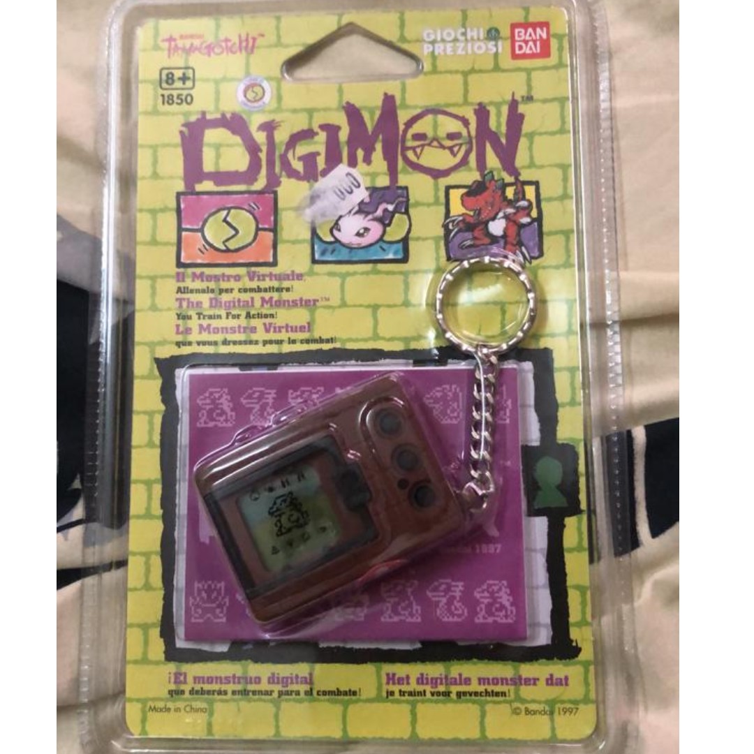 Digimon Vpet Europe Version 1 (1997) 2 Brown & 2 Gray, Hobbies & Toys ...
