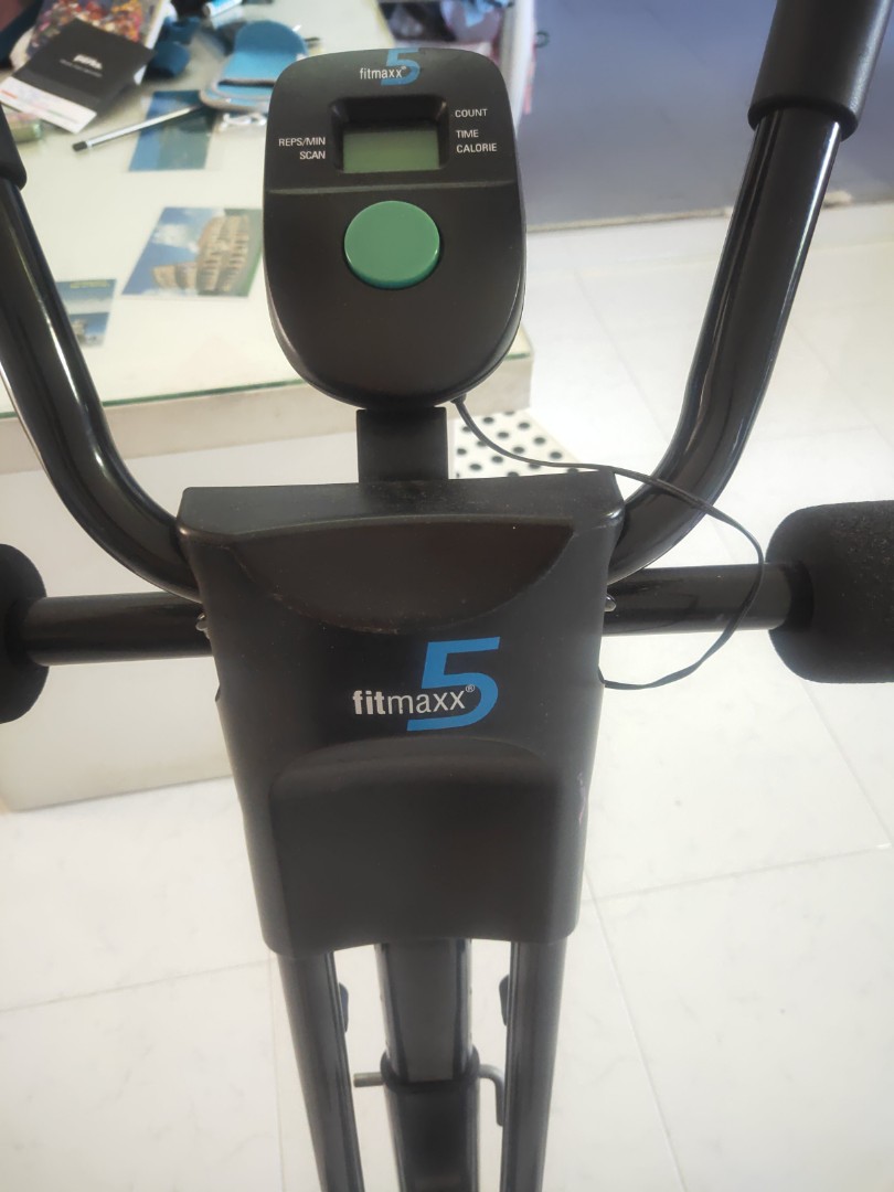 Fitmaxx stomach bicep trainner, Sports, Weights & Gym Equipment on ...