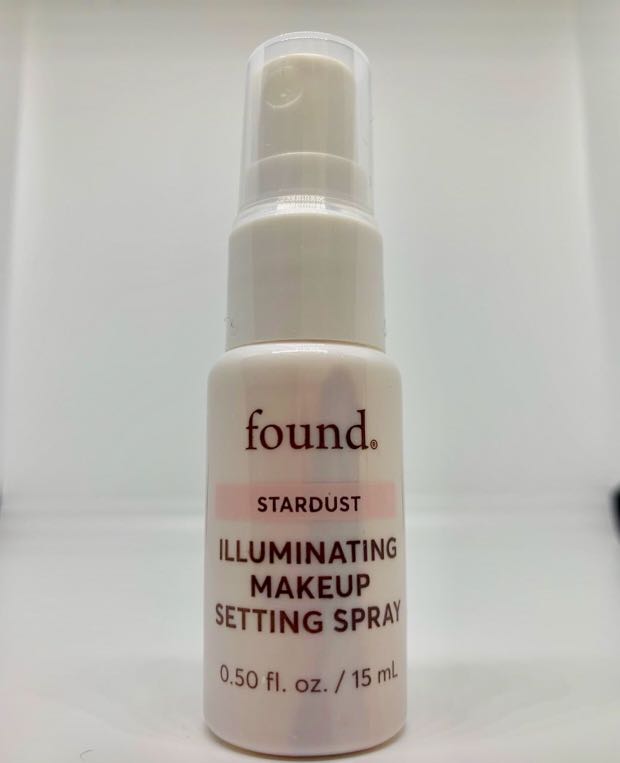 Illuminating makeup setting spray, Beauty & Personal Care, Face, Makeup ...