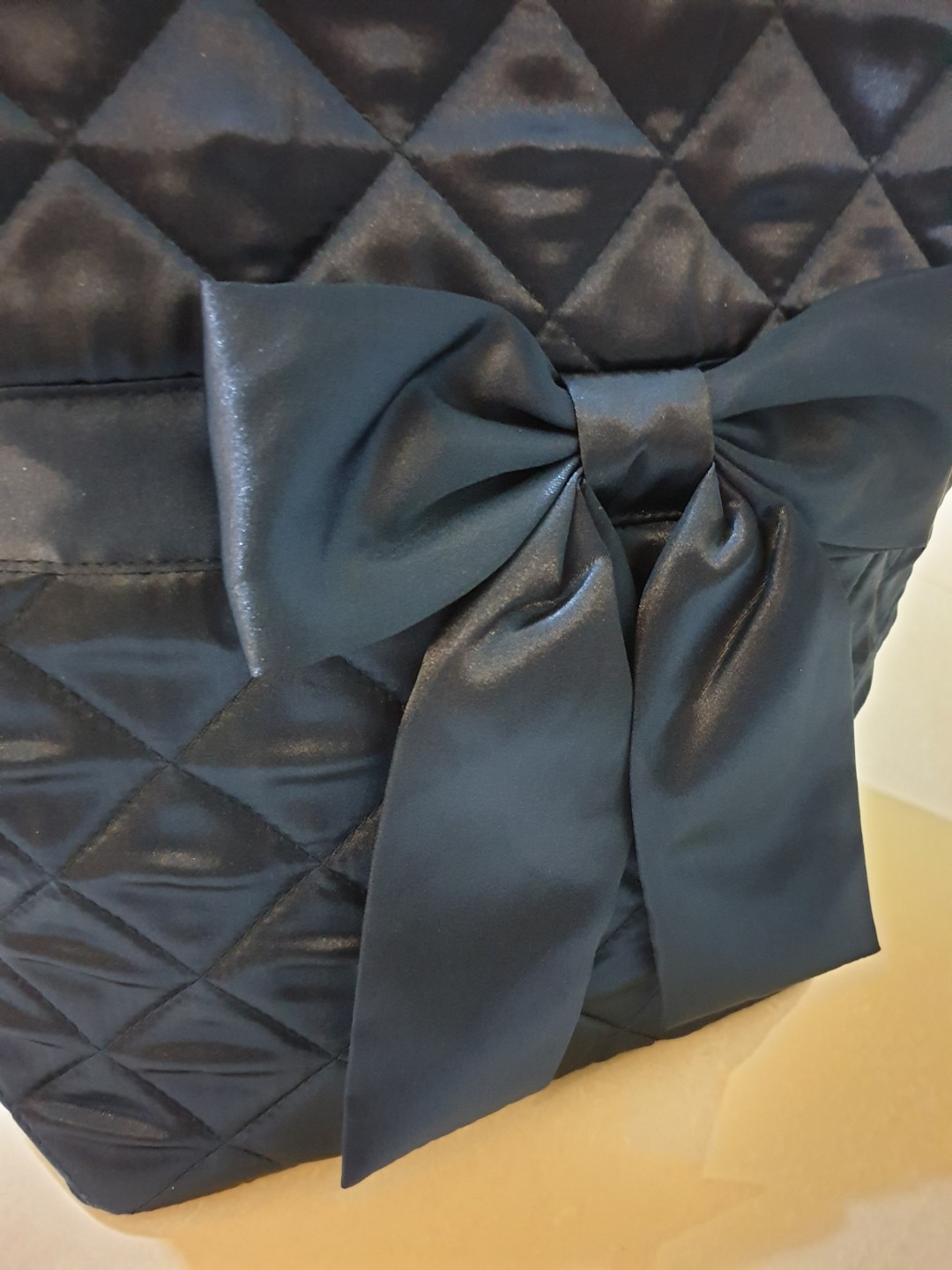 Naraya Bag, Women's Fashion, Bags & Wallets, Tote Bags on Carousell