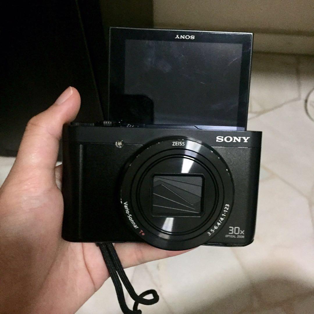 Sony camera with flip screen, Photography, Cameras on Carousell