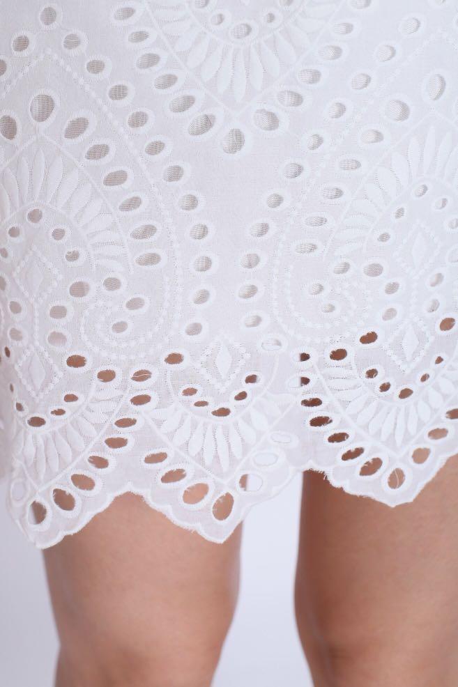 TOPAZETTE PREMIUM Sheila Eyelet Shift Dress in White, Women's Fashion ...