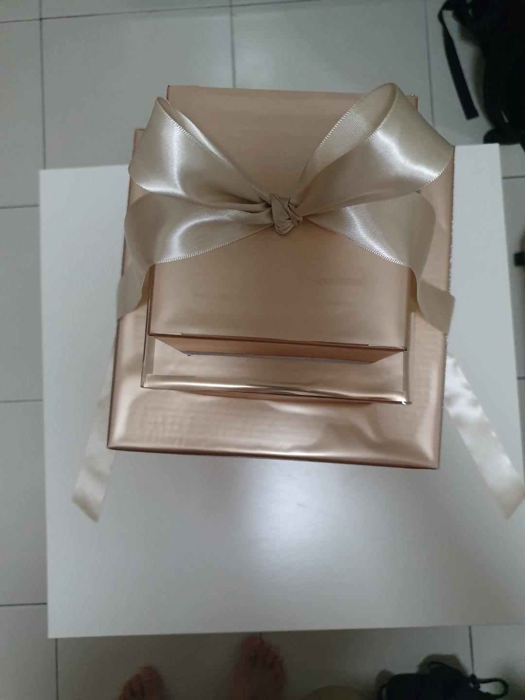 Ang Pao box for weddings, Hobbies & Toys, Stationery & Craft, Occasions ...