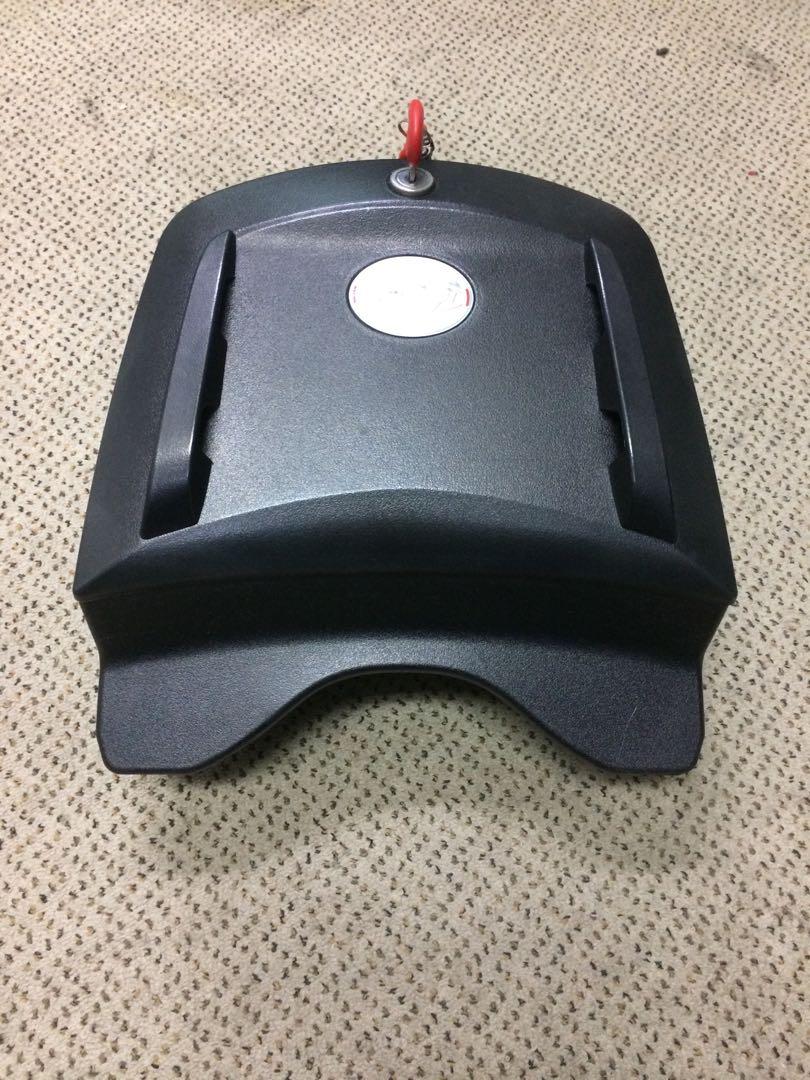 Front box (Kappa) for Yamaha spark 135, Motorcycles, Motorcycle ...