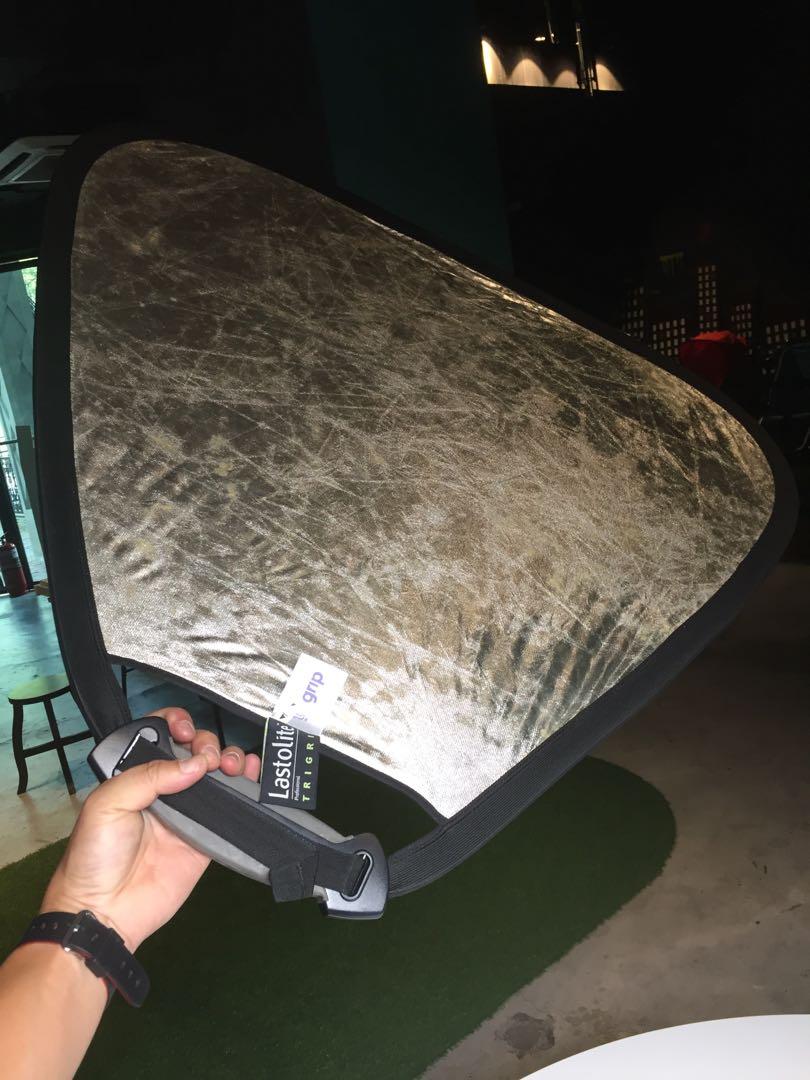 Lastolite Trigrip reflector, Photography, Photography Accessories ...