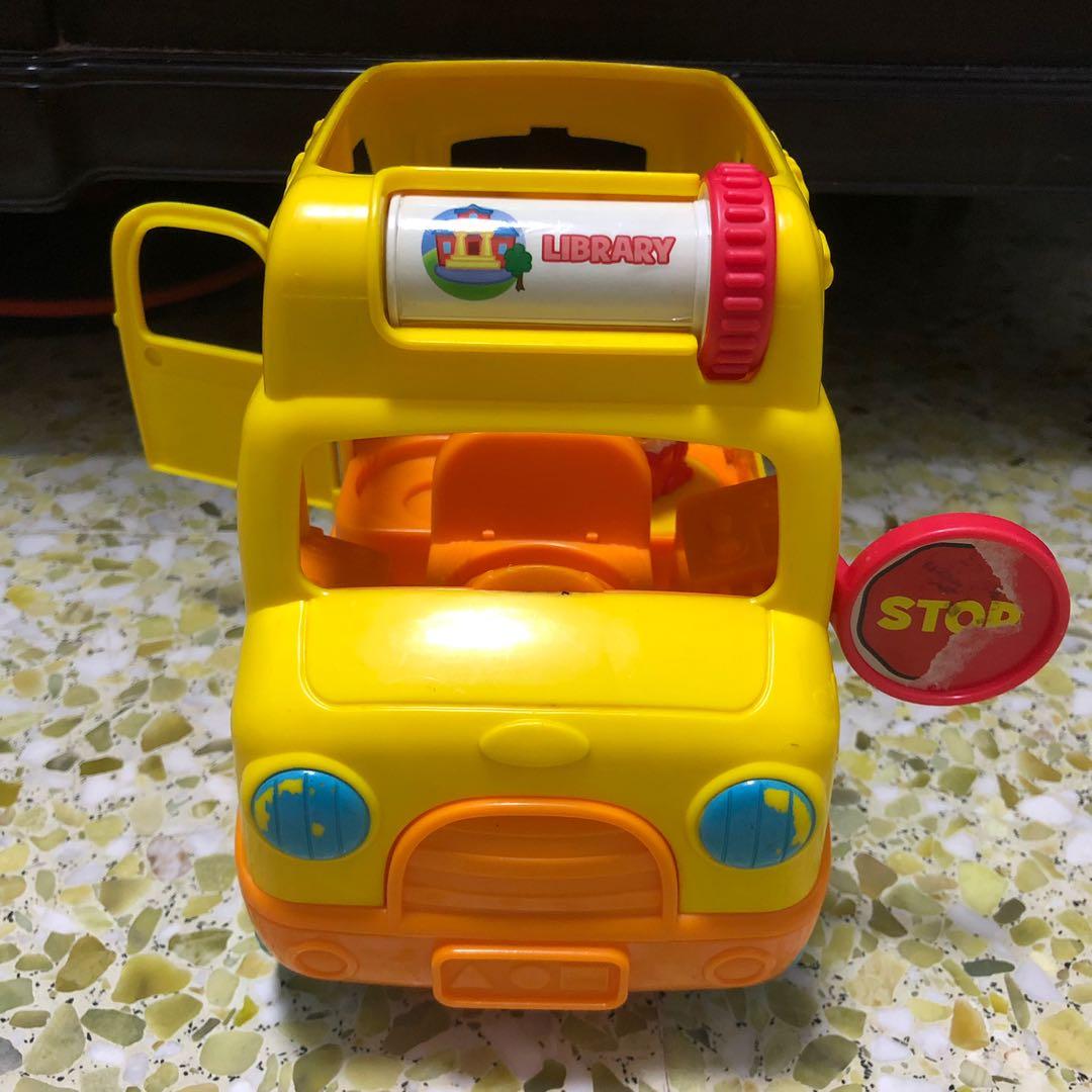 Leapfrog yellow bus, Hobbies & Toys, Toys & Games on Carousell