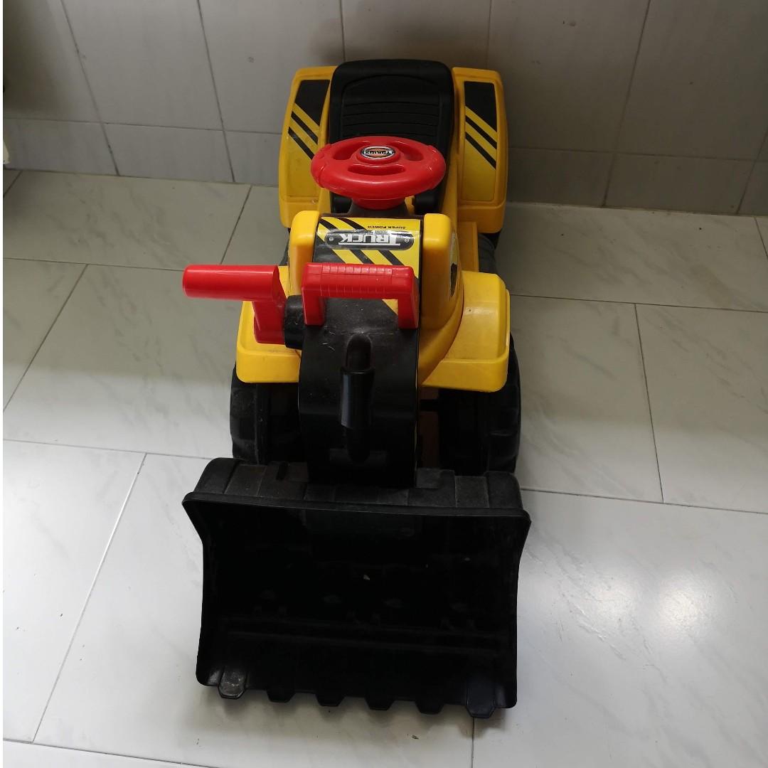Toy Bulldozer, Hobbies & Toys, Toys & Games on Carousell