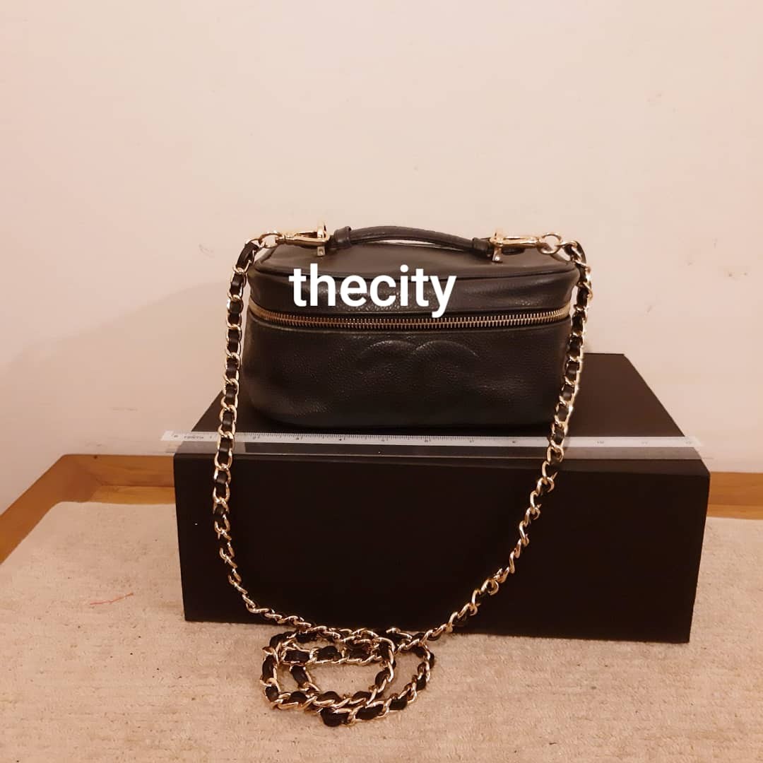 AUTHENTIC CHANEL VANITY BAG - BLACK CAVIAR LEATHER - GOLD HARDWARE ...