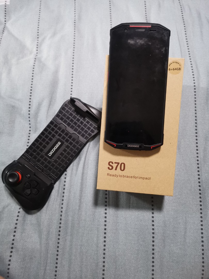 DOOGEE PHONE S70 with Gamepad Console, Mobile Phones & Gadgets, Mobile ...