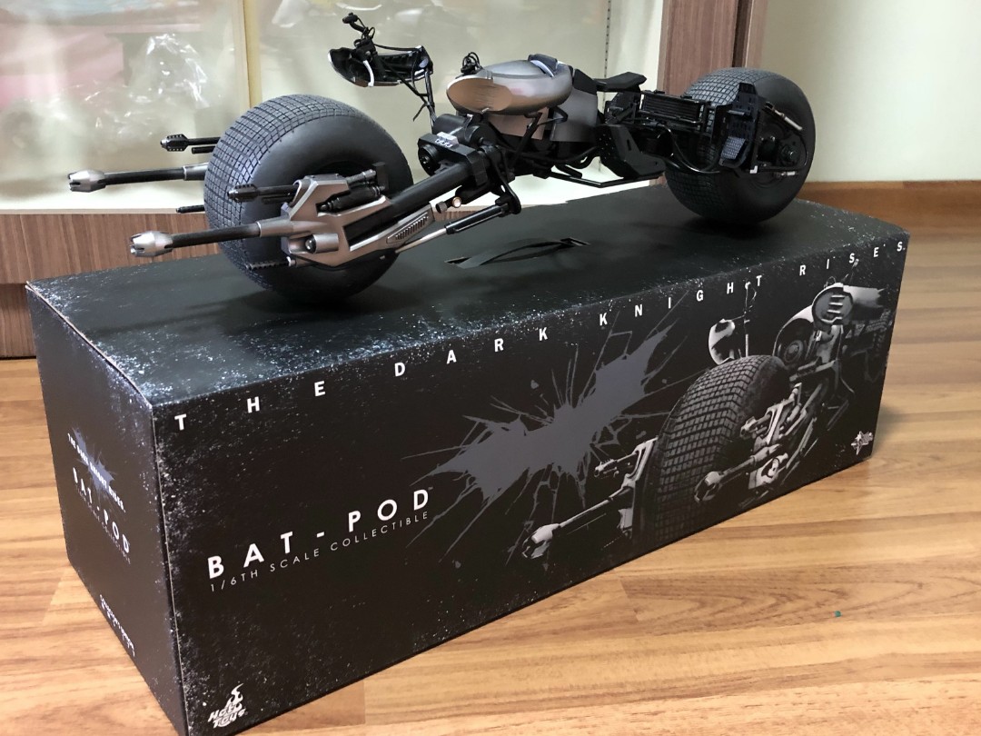 Hot Toys Batpod, Hobbies & Toys, Toys & Games on Carousell