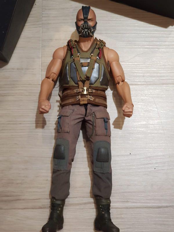 Hottoys Bane & Selina Kyle, Hobbies & Toys, Toys & Games on Carousell