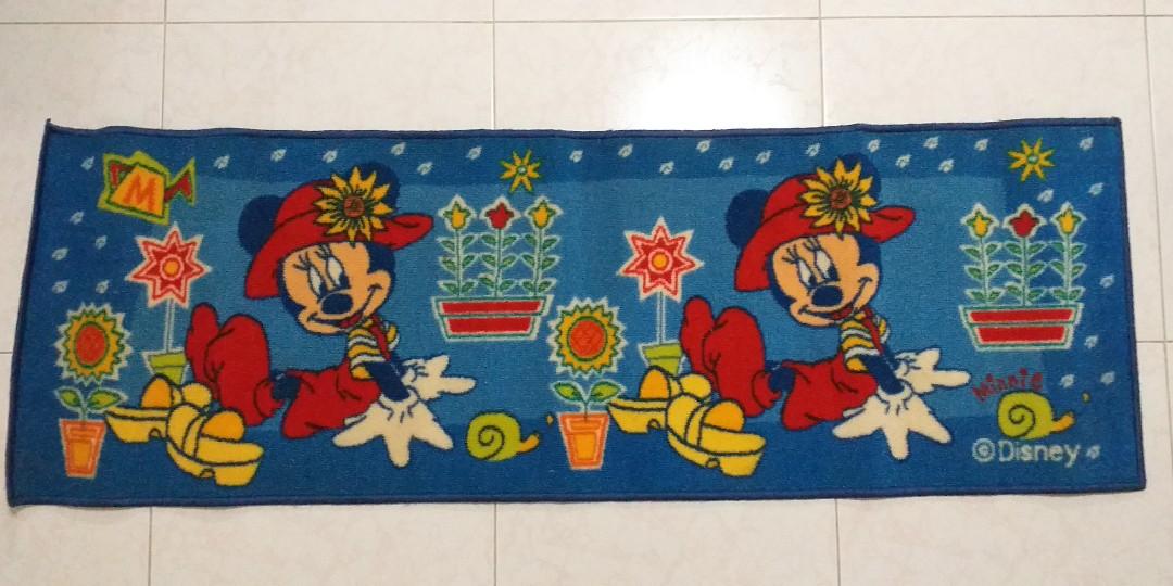 Minnie Mouse Mat, Furniture & Home Living, Kitchenware & Tableware ...