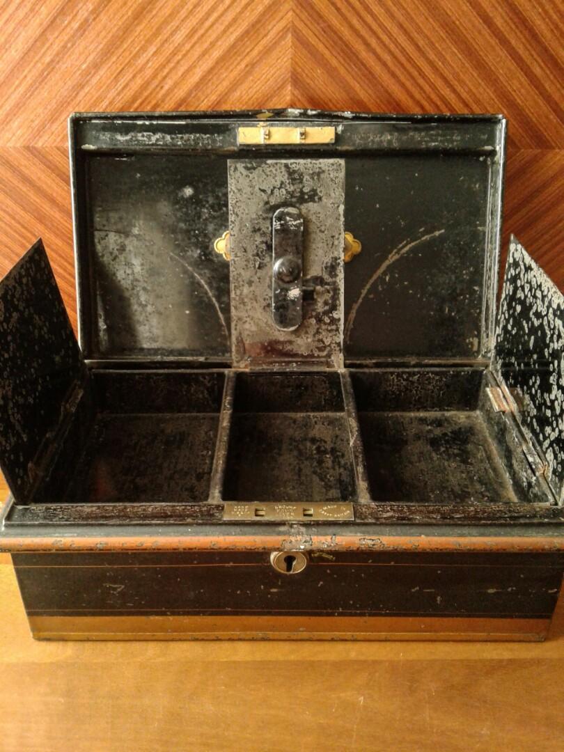 Vintage Cash Box In Metal By Newton Shakespeare Co Ltd Made In Great ...