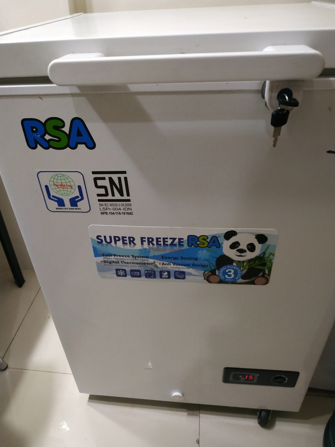 Freezer GEA RSA 100 L, Kitchen & Appliances di Carousell