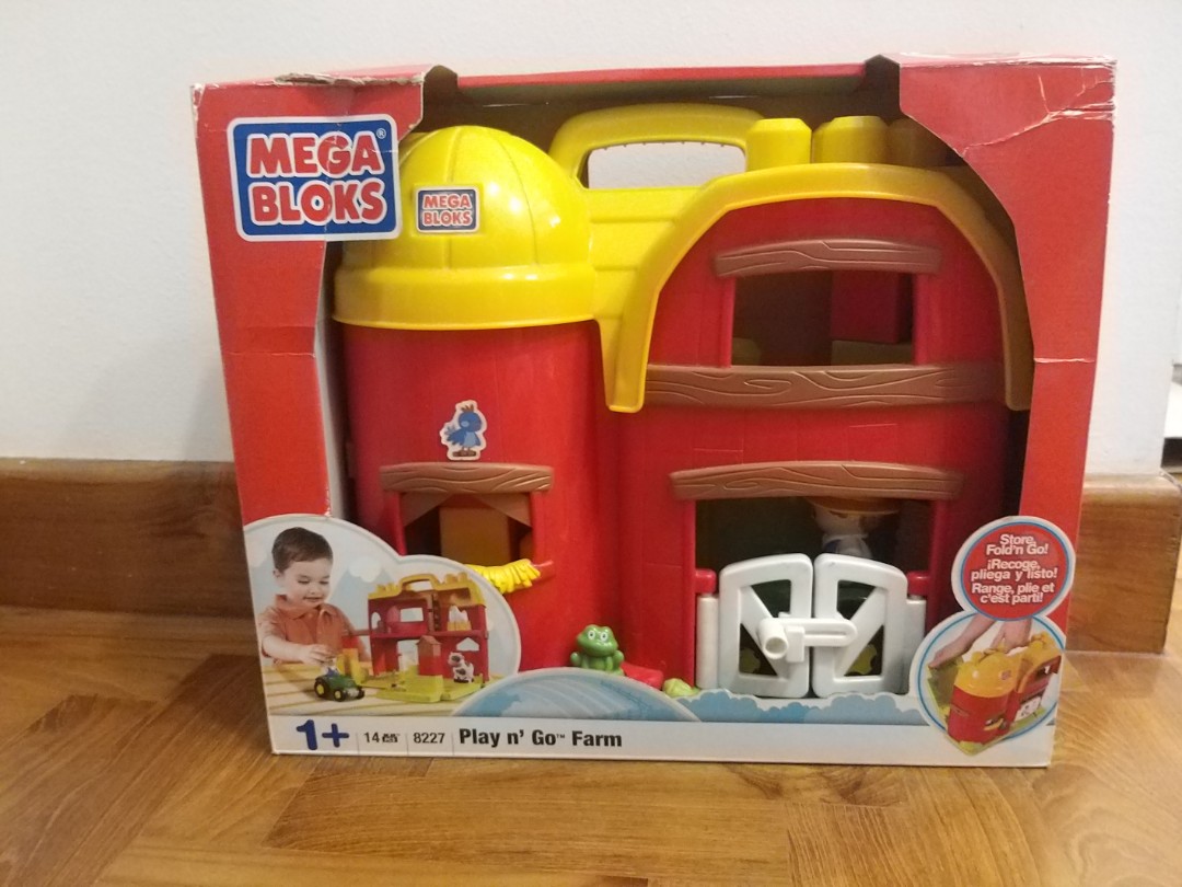 MEGA BLOKS Play n' Go Farm, Hobbies & Toys, Toys & Games on Carousell