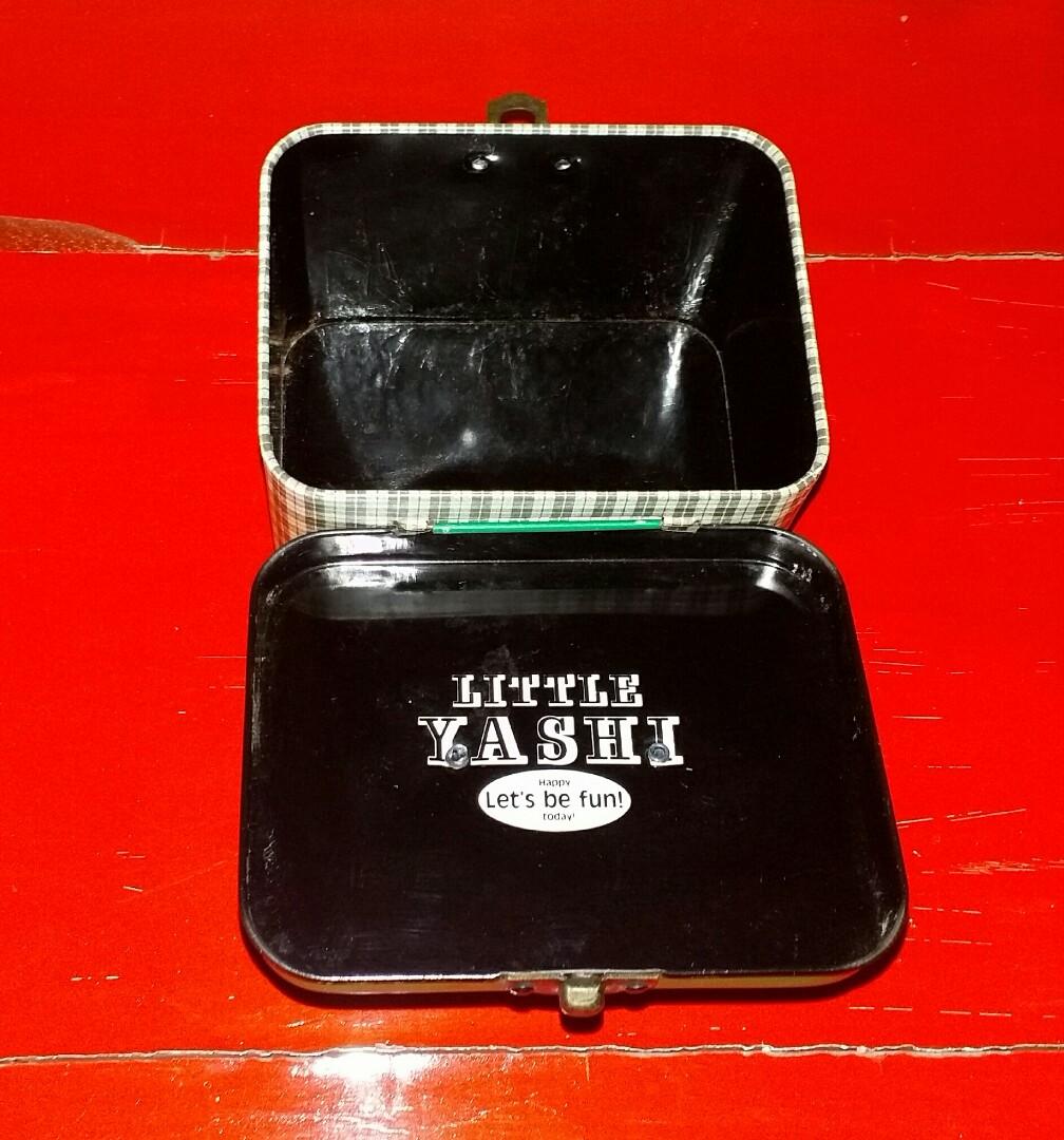 Vintage Collectible LITTLE YASHI Cannister, Hobbies & Toys, Memorabilia ...
