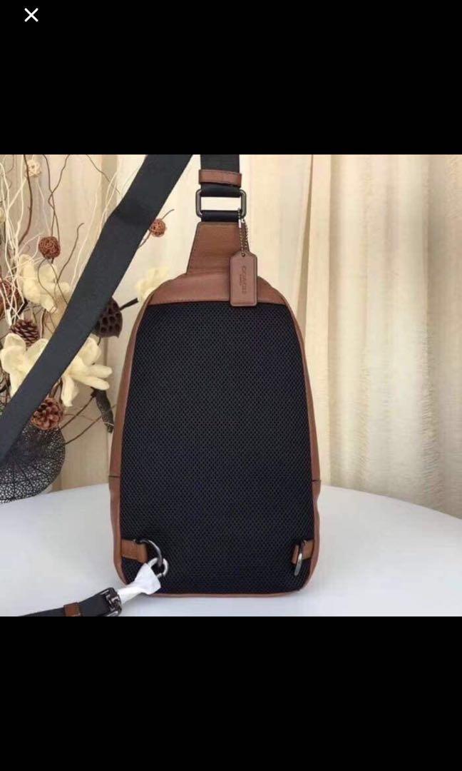 Coach Body Bag - 100% AUTHENTIC, Men's Fashion, Bags, Sling Bags on ...