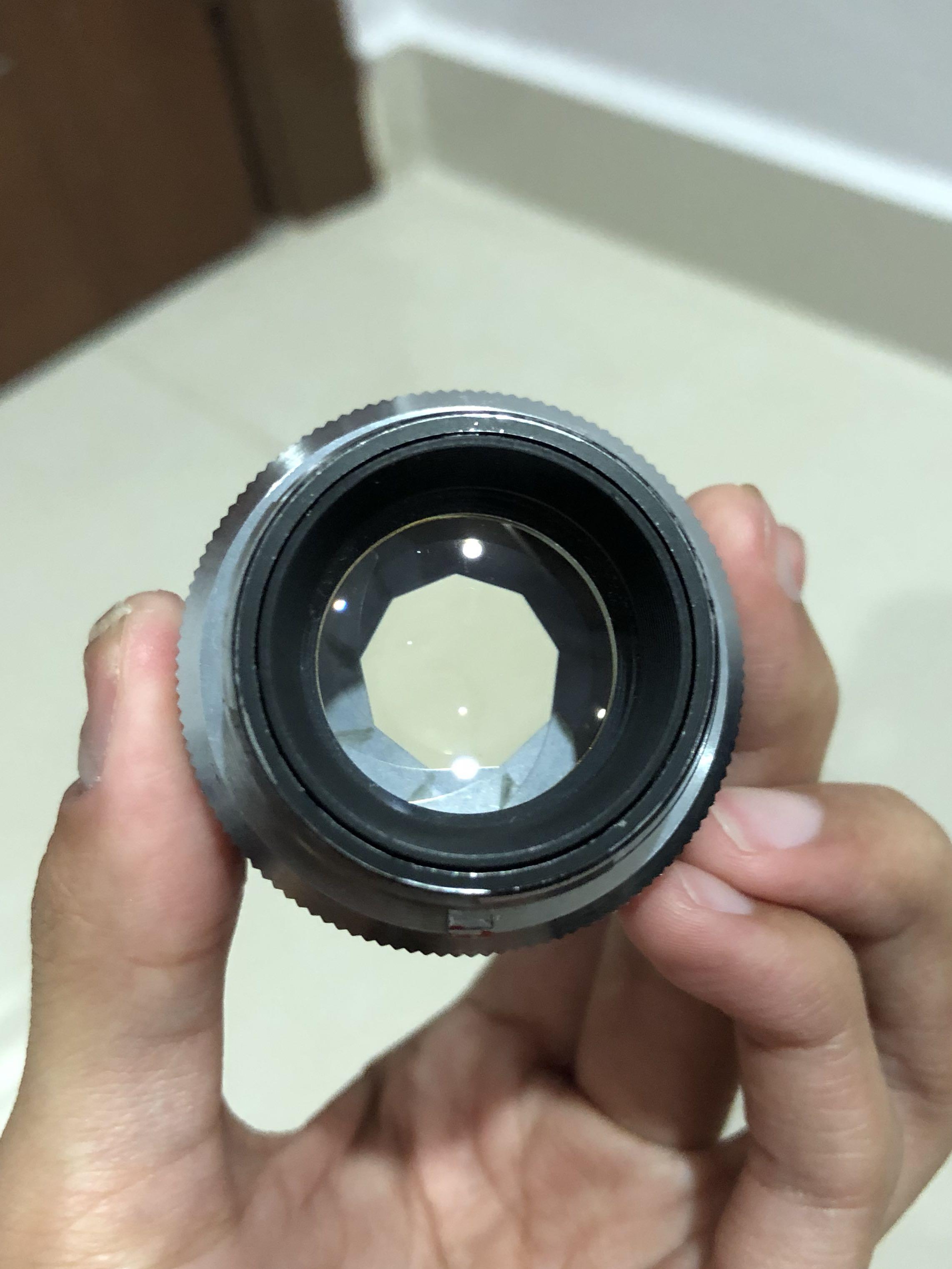 Helios 103 53mm f1.8 lens, Photography, Lens & Kits on Carousell