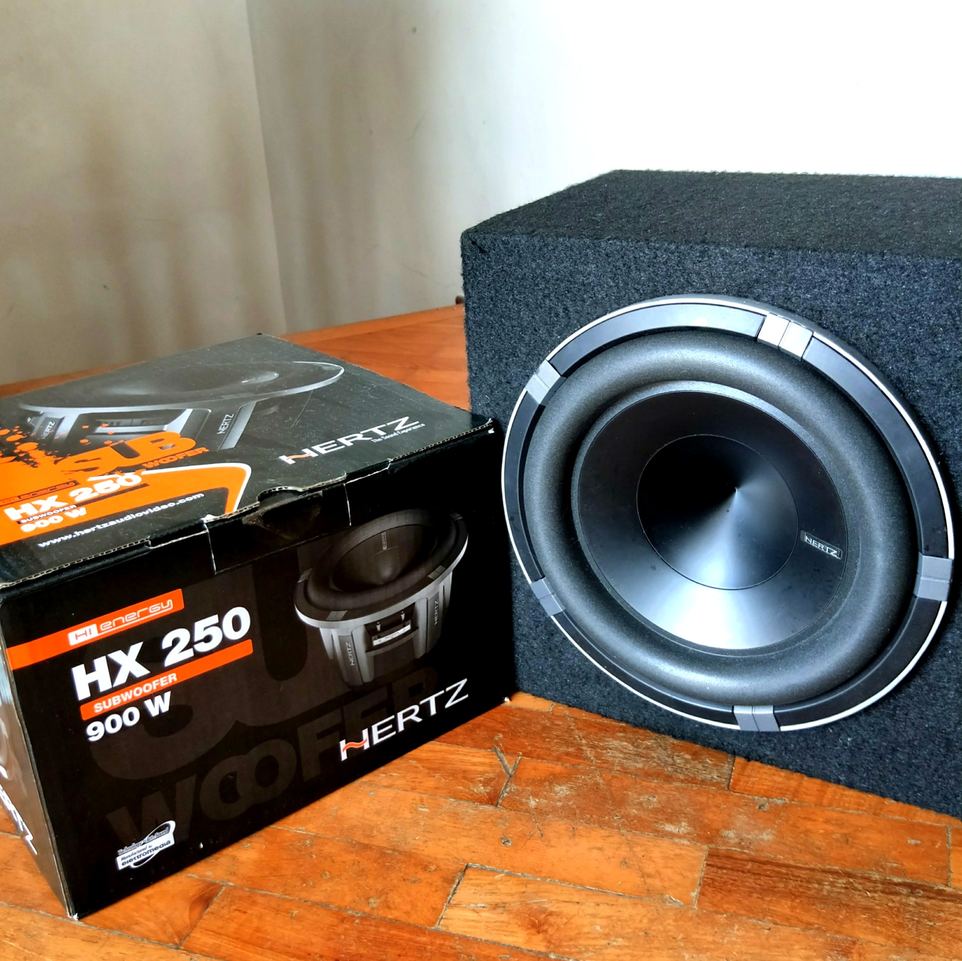 HX250 Hertz Subwoofer Audio Soundbars Speakers Amplifiers On Carousell