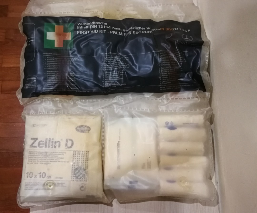 Mercedes W124 first aid kit. Original equipment that came with 200E and ...