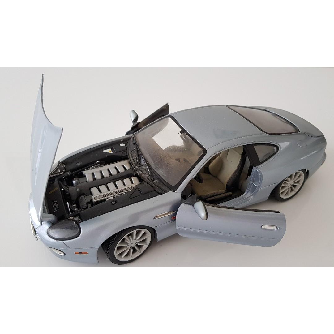 Aston Martin 1:18 collectible cars, Hobbies & Toys, Memorabilia ...