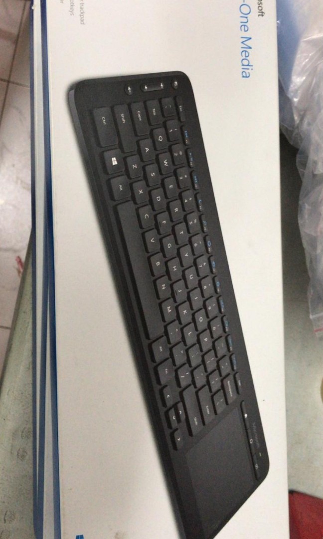 Microsoft Bluetooth wireless keyboard, Computers & Tech, Parts ...