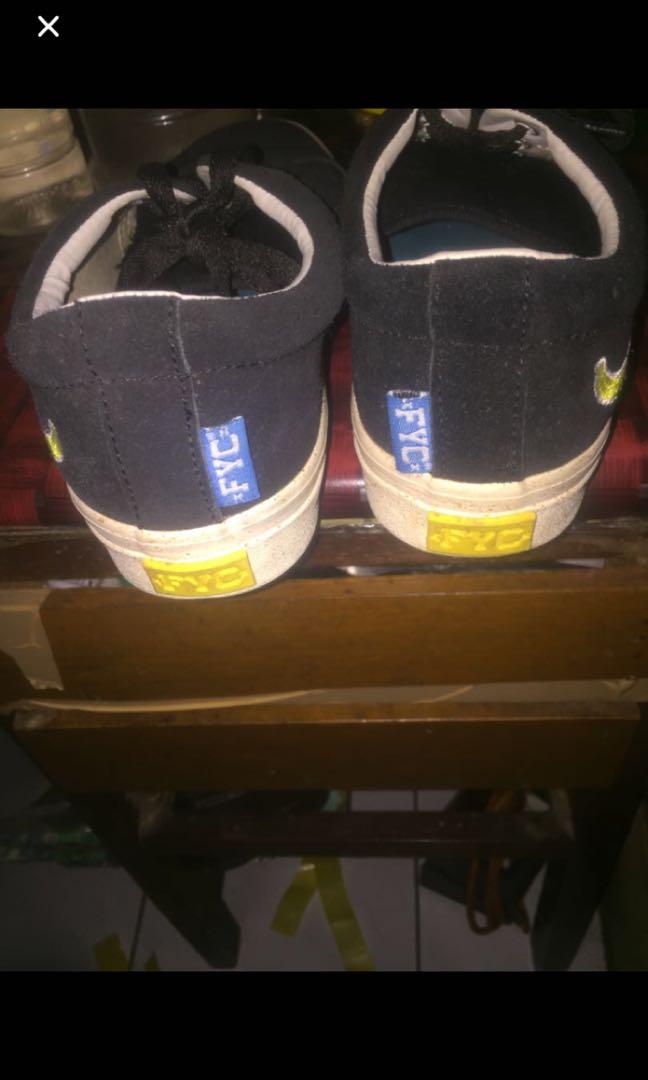 Sepatu FYC ORI size 40 pemakaian 1 kali masih bagus masih ada box nya ...