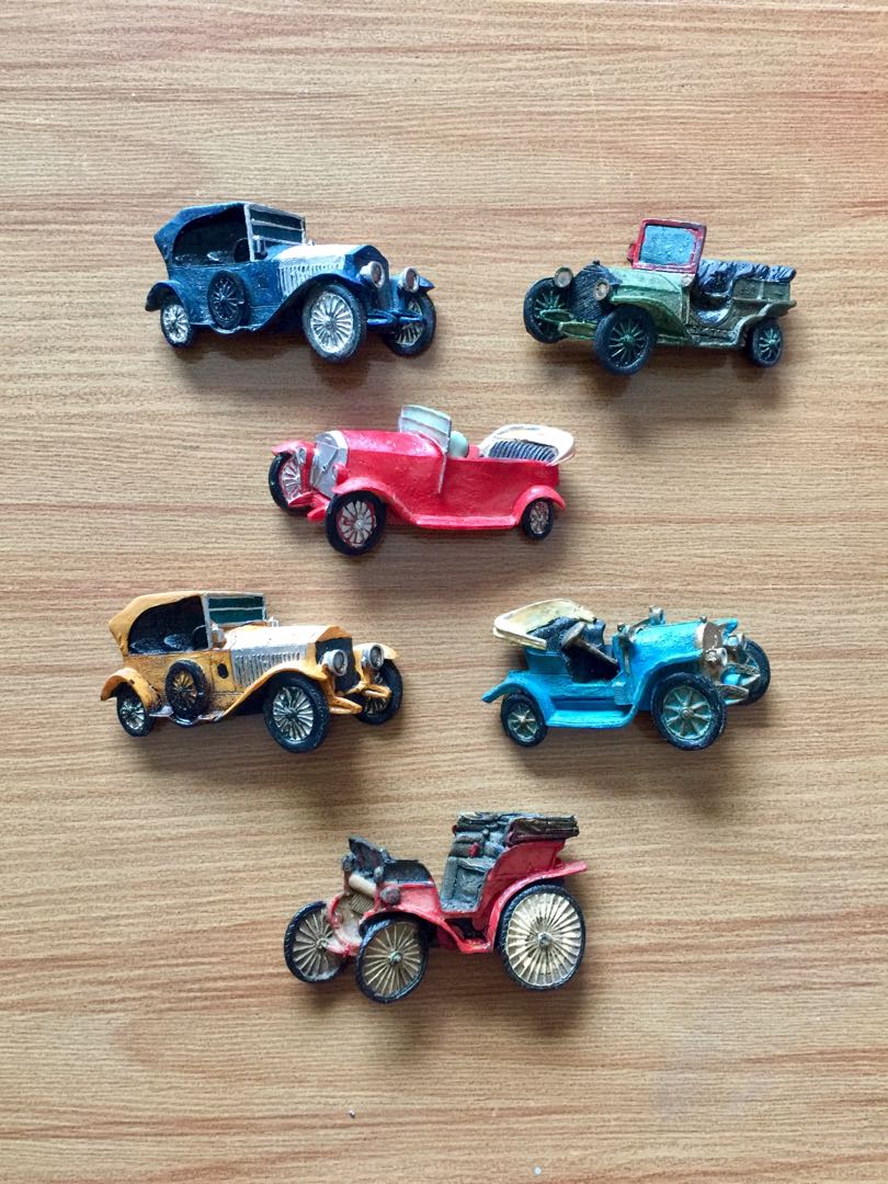 Vintage 3D Car Fridge Magnet (sold per piece), Furniture & Home Living ...
