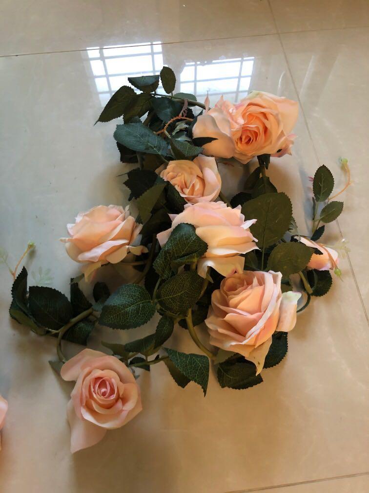 Wedding props: 4 x roses with leaves, Hobbies & Toys, Stationery ...