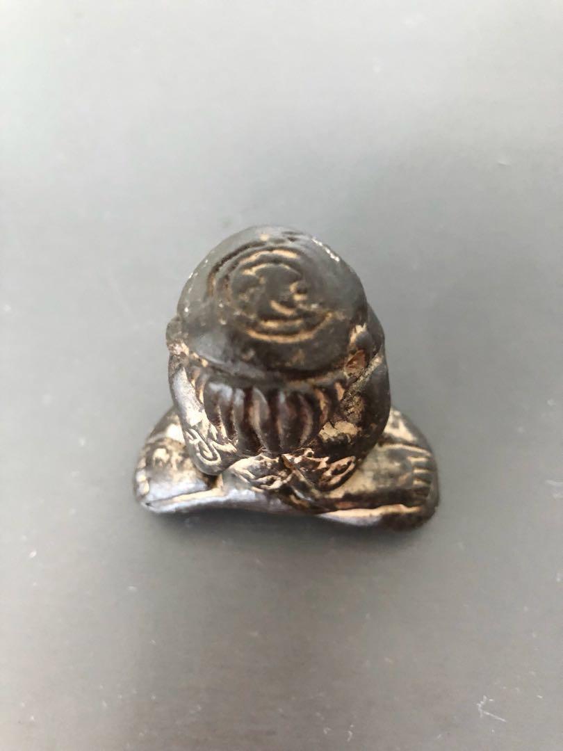 2.5” Phra Pidta - LP Dam Wat Mai Naparam, Hobbies & Toys, Memorabilia ...