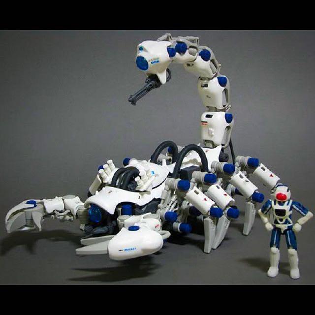 Zoids 1/24 - Deathpion (Scorpion Type), 興趣及遊戲, 玩具 & 遊戲類 - Carousell