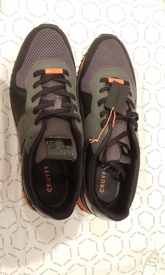 Cruyff Track Shoes (Brand New), Men's Fashion, Footwear, Dress Shoes on ...