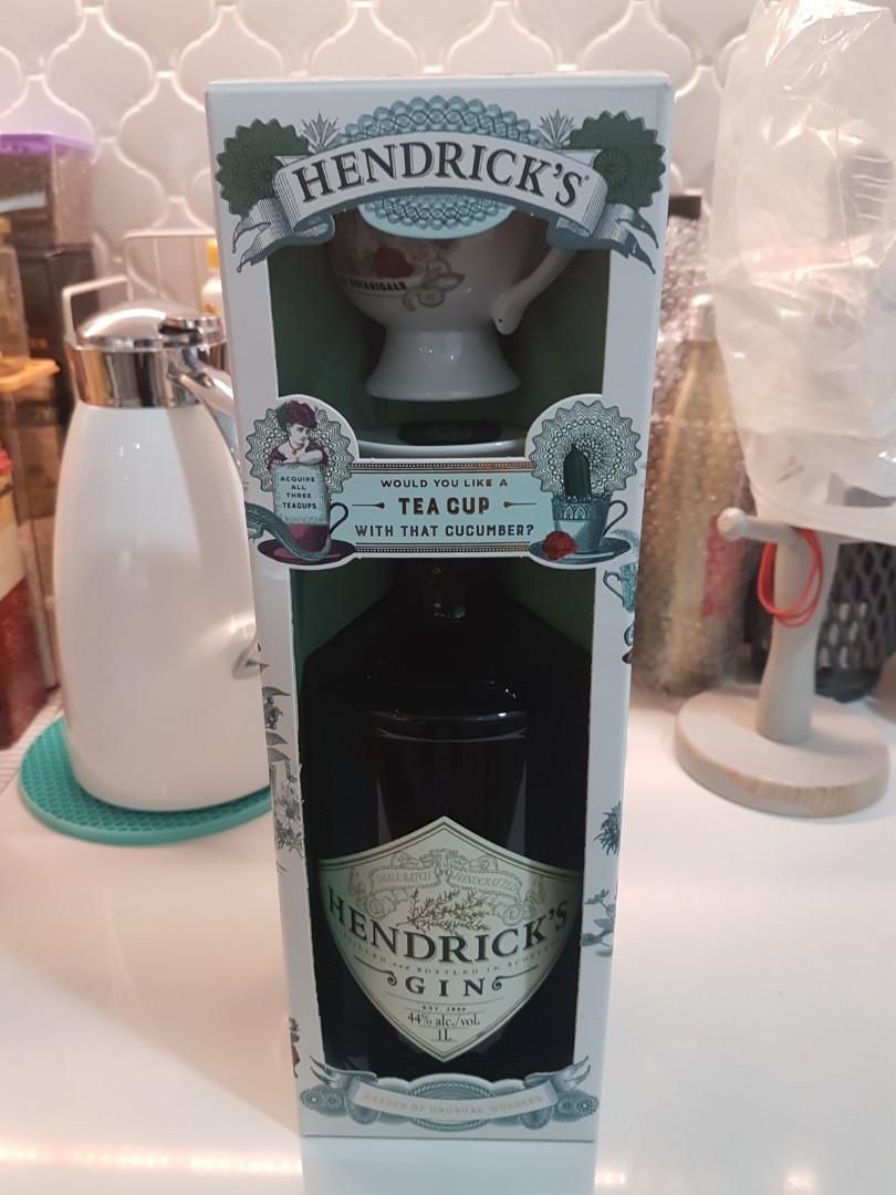Hendrick's Collectable tea cup with full packaging and bottle (empty ...