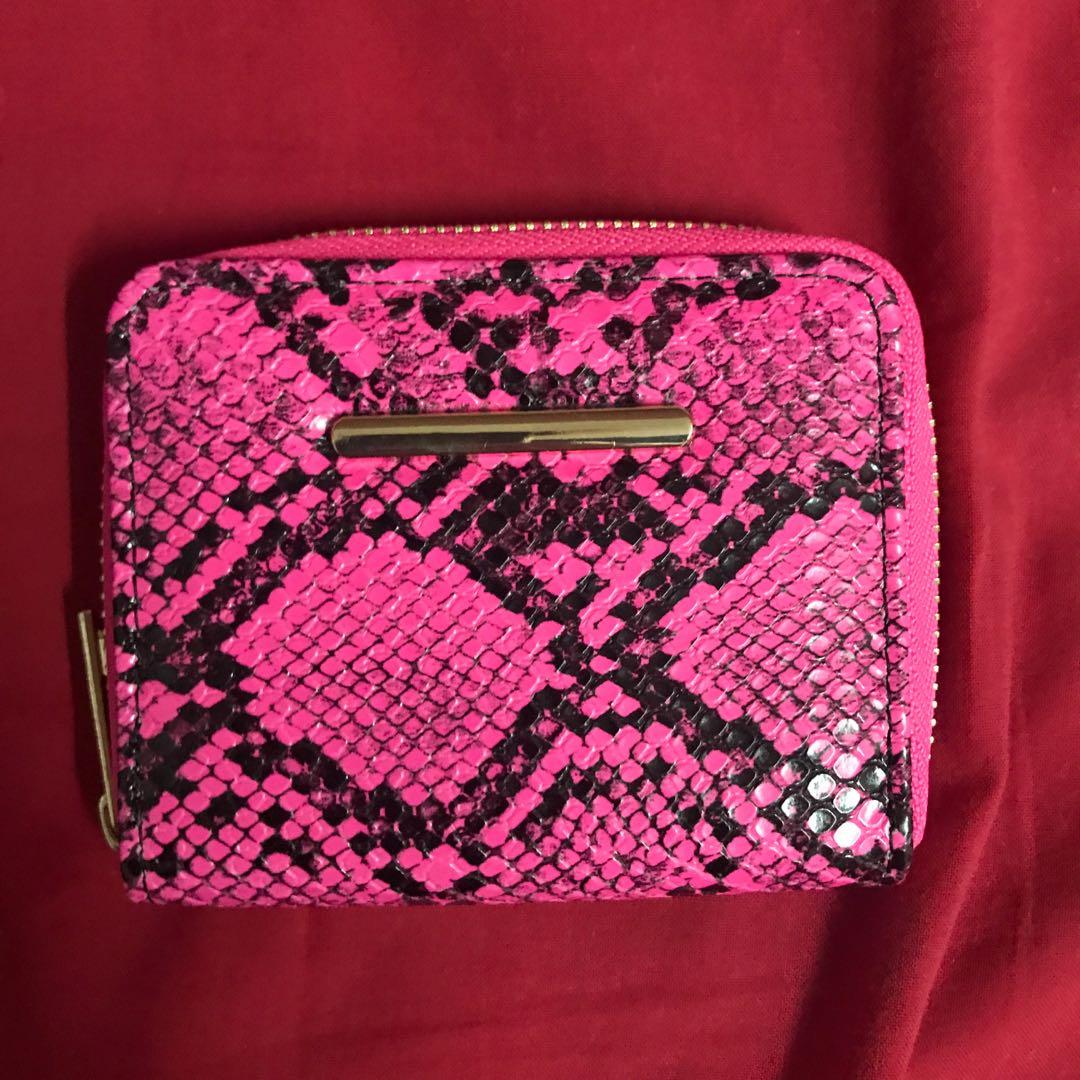 Primark pink coin purse, Women's Fashion, Bags & Wallets, Purses ...
